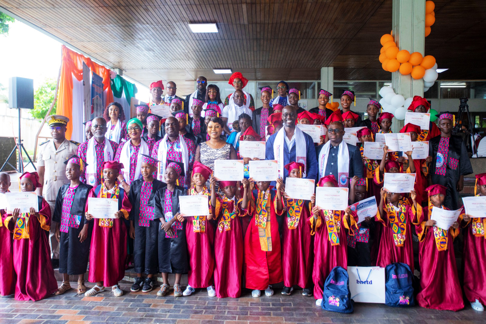 Côte d'Ivoire / Orphelinats de Bingerville et de Grand-Bassam.