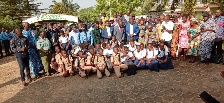Côte d’Ivoire / Les élèves du lycée « Saint Cyrille » de Bingerville.