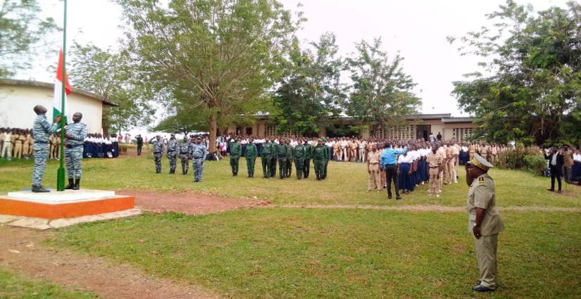Côte d’Ivoire / Le préfet invite les élèves du lycée moderne 1.
