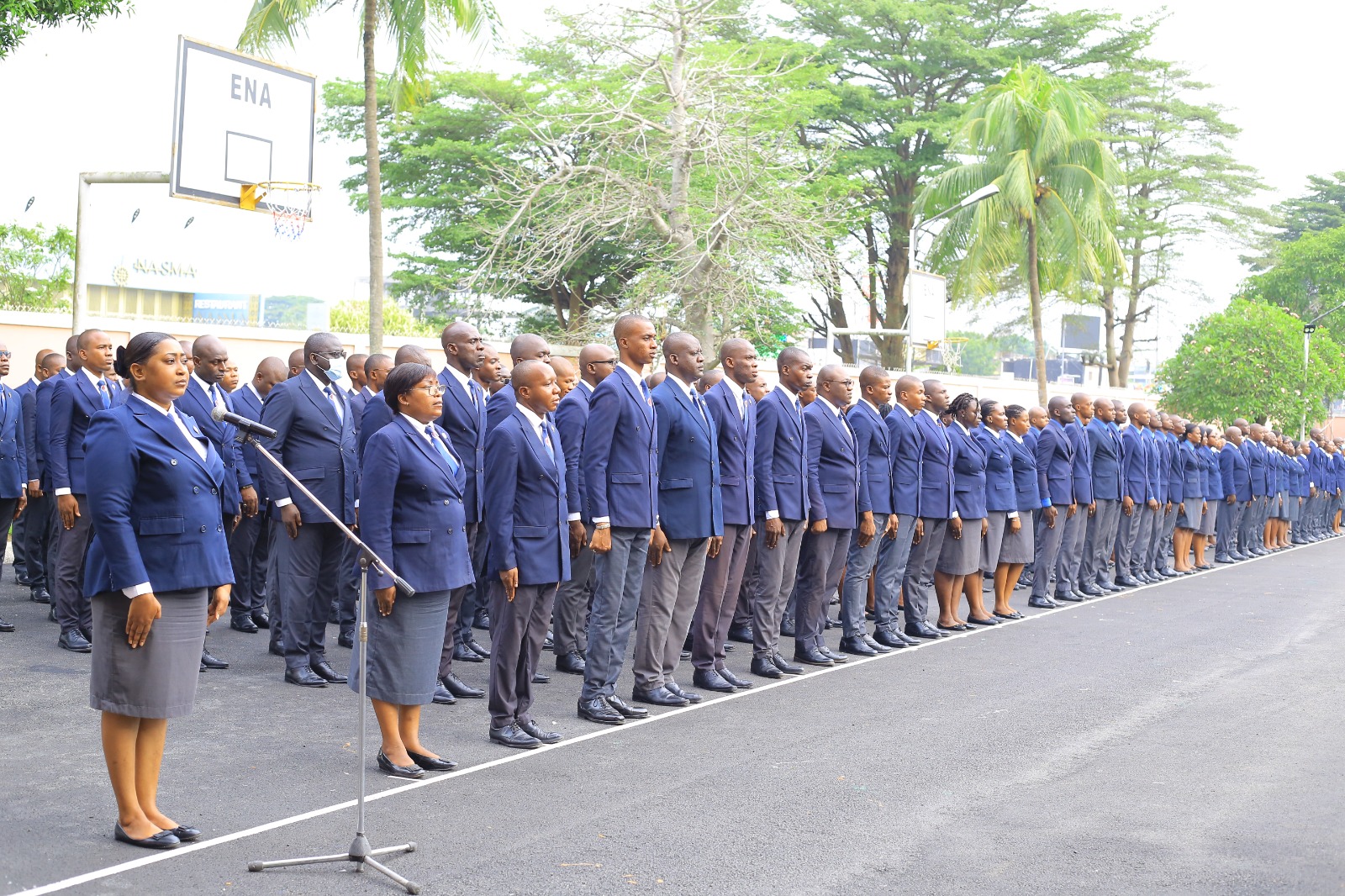 ENA / Cérémonie de salut aux couleurs : Le Directeur Général.