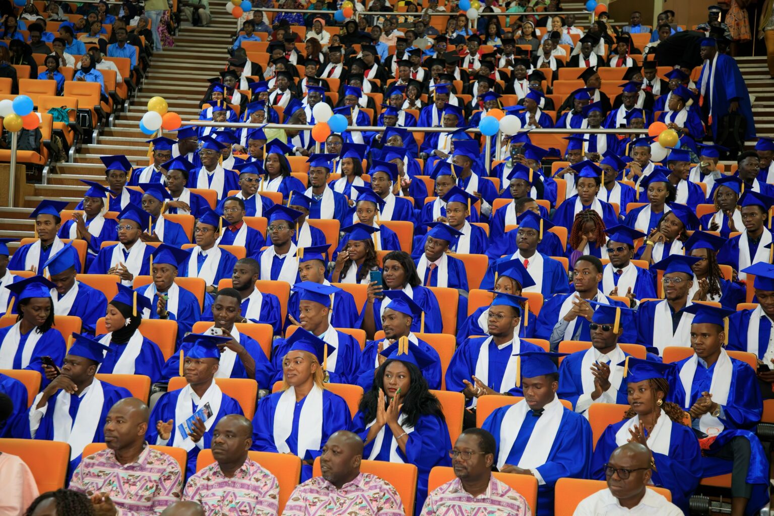 Un moment historique : L'INP-HB célèbre sa première cérémonie.
